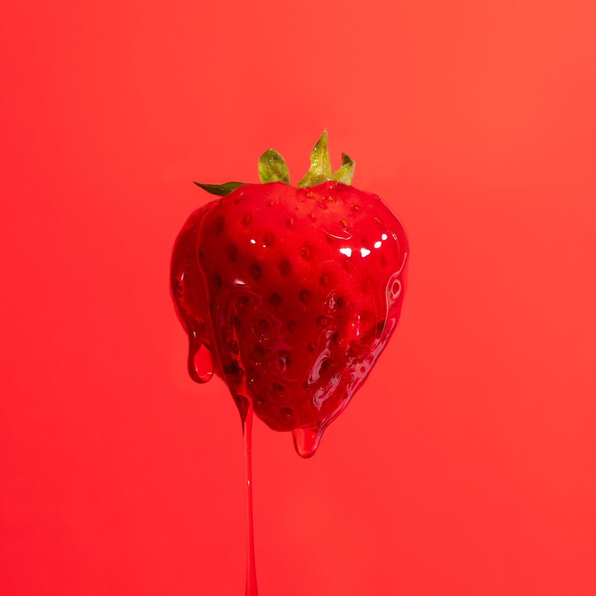 Explore the Strawberry Note in Modern Perfume – Commodity UK
